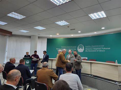 Почетна Општина Дебрца