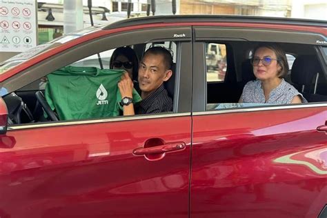 Jetti La Paz Is Back To Serve Filipinos Better