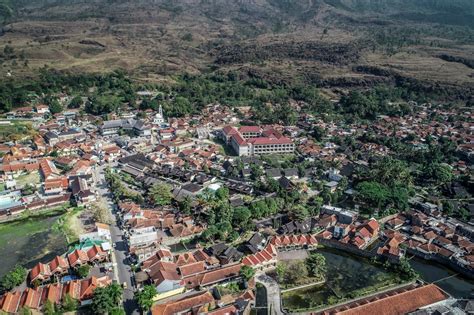 Pesona Cipanas Garut