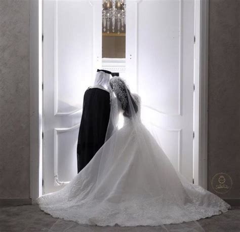 Pin On Arab Wedding Wedding Picture Poses Pretty Wedding Dresses