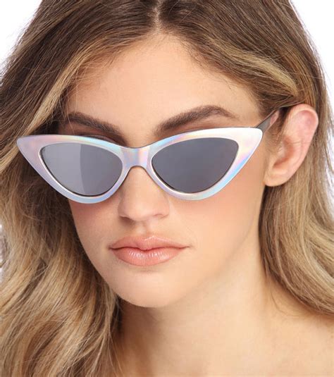 Holographic Cat Eye Sunglasses And Windsor