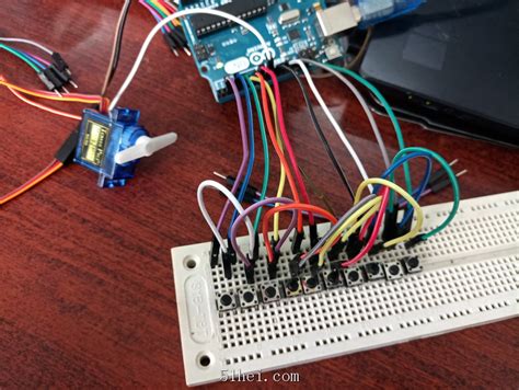 Arduino按键控制舵机角度 24小时必答区