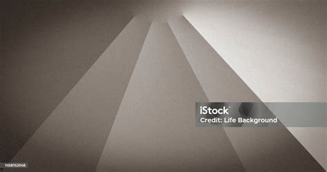 디자인을 위한 그라디언트와 줄무늬가 있는 추상 회색 배경 8k 풀 포맷 애쉬 색상의 기하학적 모양 선 삼각형 줄무늬 납 색상의 사각형 현대적인 미래 지향적 인 실버
