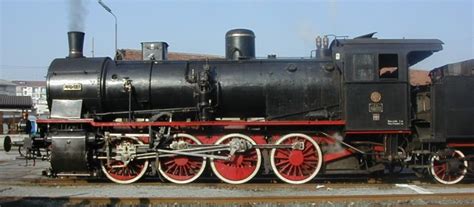 Locomotiva A Vapore Per Treni Merci 422 022 Museo Ferroviario