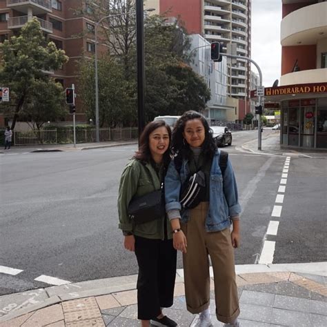 7 Potret Mantan Istri Tora Sudiro Awet Muda And Bahagia Besarkan Dua