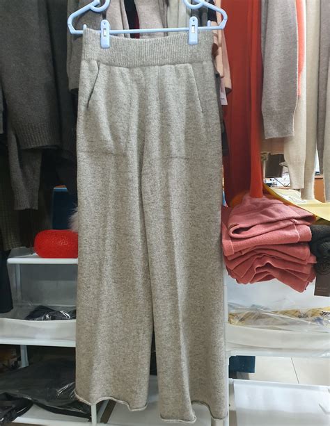 Бүсгүй Цэцэг Бүсгүй Цэцэг Added A New Photo