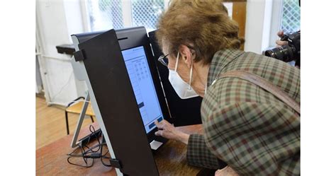 Председателят на РИК Перник подаде оставка