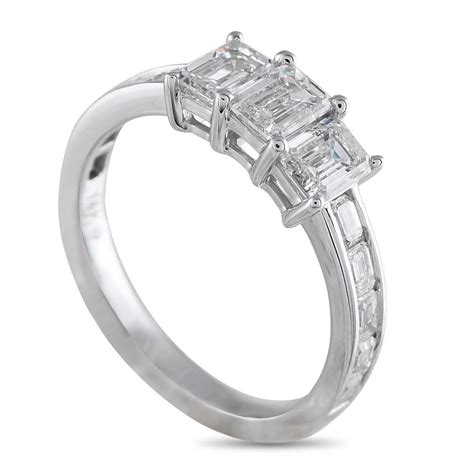14k White Gold 20ct Lab Grown Diamond Ring For Sale At Auction On 9th