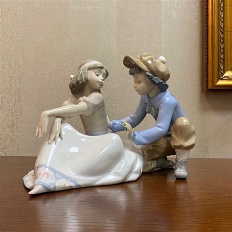 Фарфоровая статуэтка Lladro «это мне — цена 7000 грн в каталоге Статуэтки Купить товары для