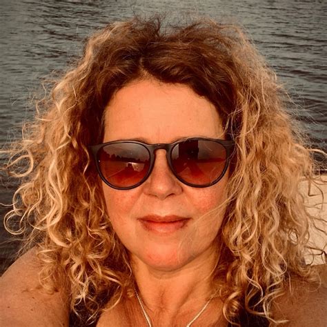 Danielle Janssen Youtube