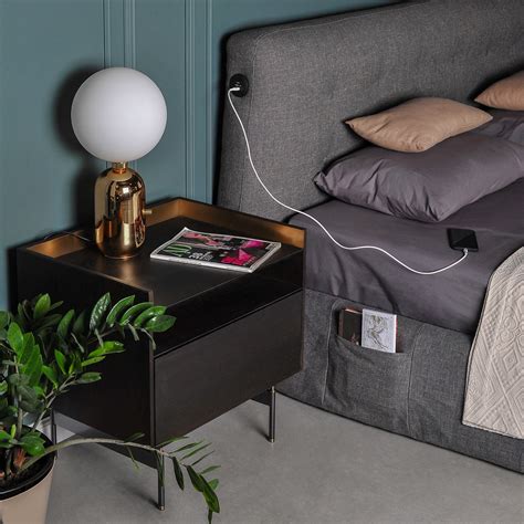 Тумба Latte прикроватная в спальню купить по цене 105 400 ₽ в магазине с