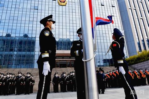 安徽公安机关通过多种形式开展人民警察节庆祝活动宣传誓词边防检查站