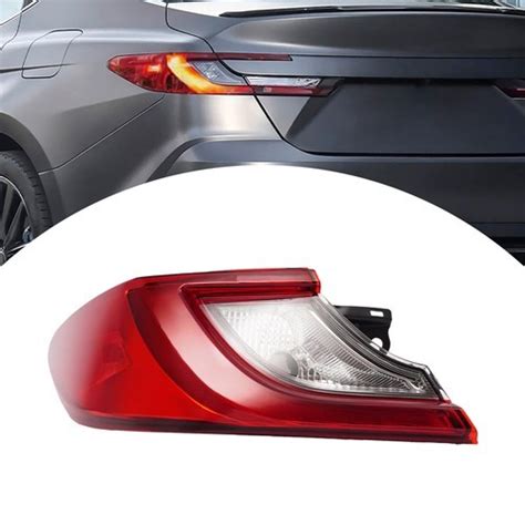 Tail Light Drivers Side Halogen Taillight For 2025 Toyota Camry Lese