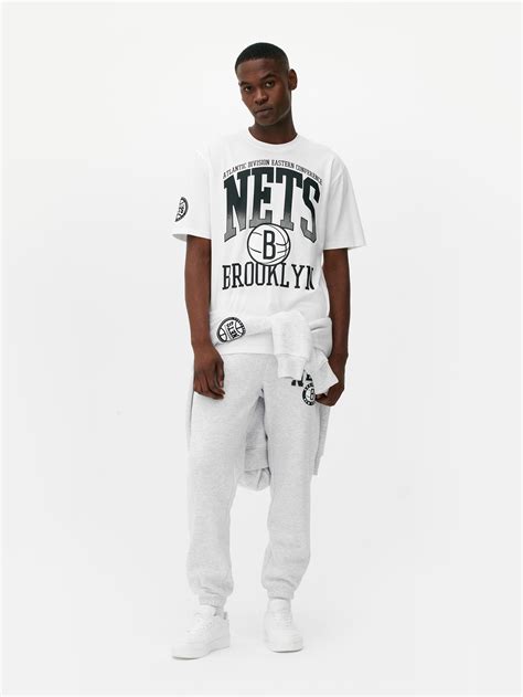Mens Ivory Nba Brooklyn Nets Graphic T Shirt Primark