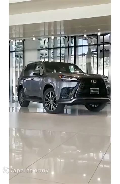 ویدیوی از ماشین لکسوس ال ایکس اسپورت2022 ماشین بازها شاسی بلند زیبا