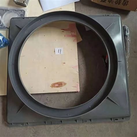 Sinotruk Howo Th7 Sitrak C7h Radiator Cover Wg9731530503 Truck Parts