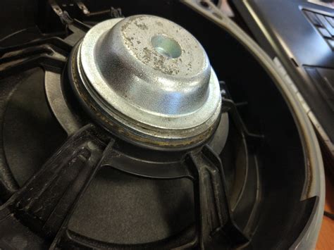 Ремонт динамика своим методом колхоз — Audi A4 B8 1 8 л 2008 года электроника Drive2