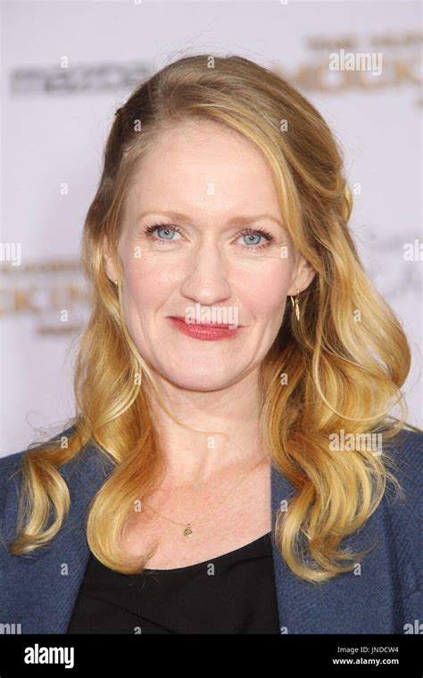 Paula Malcomson 11 17 2014 The Hunger Games Mockingjay Part 1