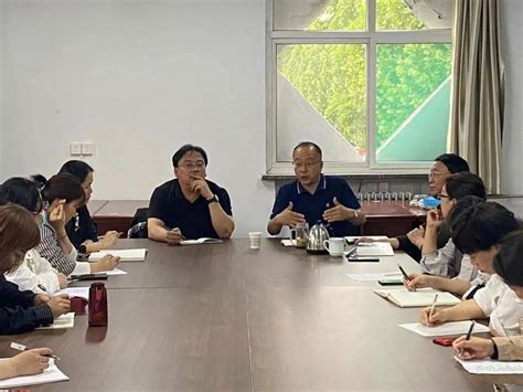 以研促教 教学相长 高中部召开教研组长会 团队 研讨 科学