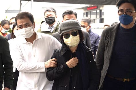 林崑海辭世 遺孀張秀傷心離開靜思園（1） 圖