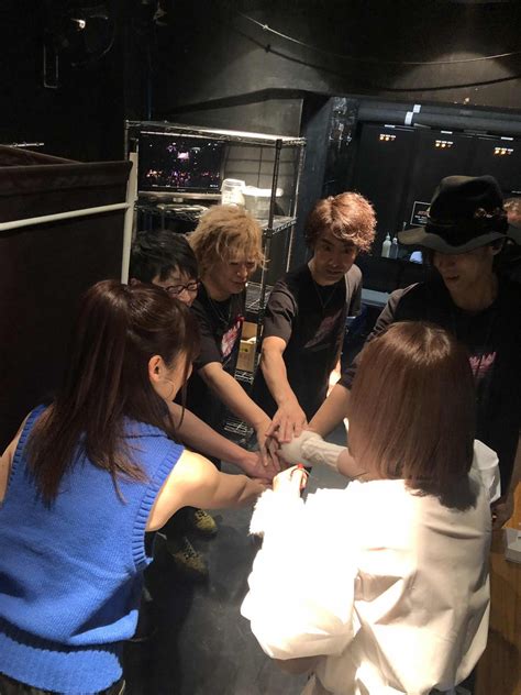 歌手・黒崎真音さん死去 死因は持病の悪化 一昨年、配信ライブ中に硬膜外血腫で倒れ緊急手術 まとめダネ！