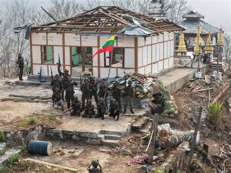 သပိတ်ကျင်းမြို့နယ်၊ တွင်းငယ် မိုးမိတ်သွား လမ်းပိုင်းရှိ Tnla Pdf အကြမ်ဖက်စခန်းကို တပ်မတော်စစ်က