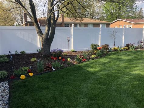 I Feel Safe And Cozy At My Aunt And Uncles Backyard Rgardening