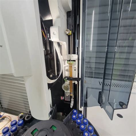 Agilent Gc 8860 Series G2790a Gas Chromatograph Quadrupole Mass Spectrometer With 7650a