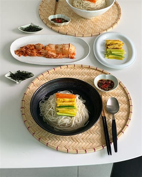 수쟌 광고 L 주방에서 손이 자주 가고 자주 쓸 수 있는 프라이팬 찾는다면 저는 단연코 테팔이라고 생각해요 제가 사용한 테팔 매직핸즈 크렘은 미니멀한 디자인과 프랑스