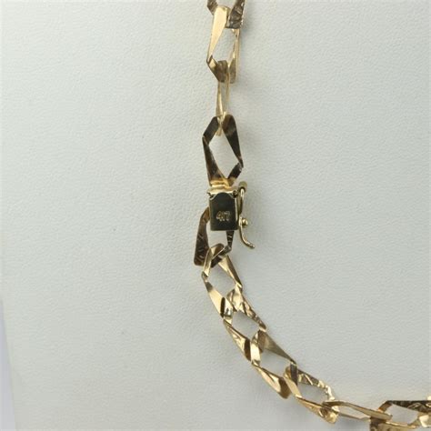 8kt Gold Rectangle Link Necklace Property Room