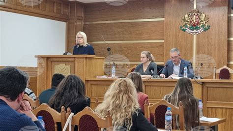 Общински съвет на община Добричка прие бюджета на общината за 2024 година Утро