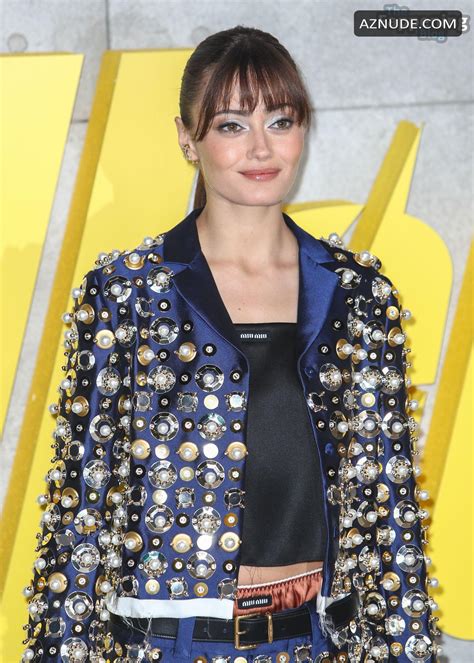 Ella Purnell Shines In Sexy Attire At Fallout Premiere In London Aznude