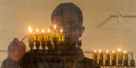 5 Questions Sur Hanouka La Fête Juive Des Lumières