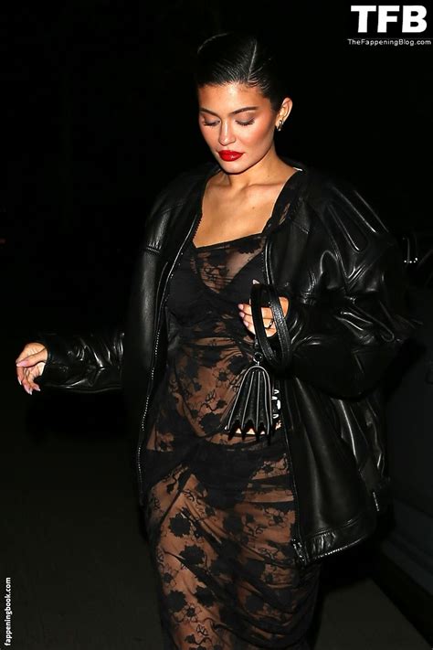 Kylie Jenner Kyliejenner Nude Onlyfans Leaks The Fappening