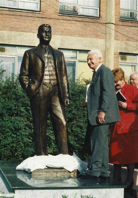 Tomáš Baťa Mladší Syn Ktorý Splnil Otcov Sen A Začal Obúvať Svet Baťovany Sk