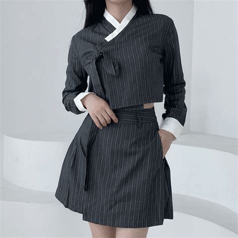 Tm3 그레이 스트라이프 한복 수트 3종 세미정장 세트 에이블리