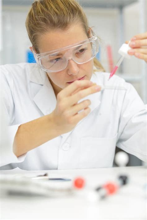 Woman Looking For Lab Solution Stock Photo Image Of Technology Assistant 285206774