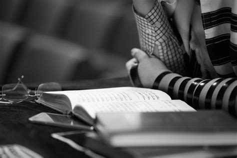A Kavannah For Tying Tefillin Straps Around Finger Ritualwell