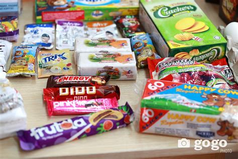 ФОТО Эрүүл ахуйн стандарт шаардлага хангаагүй хүнсний бүтээгдэхүүнүүд