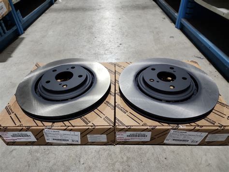 2011 2019 Toyota Sienna Highlander Genuine Front Brake Rotors