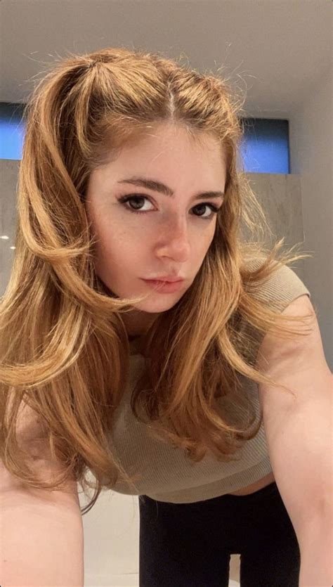 Pin De Adam Clarke En Chrissy Costanza Fotos Mujeres Pelirrojas Mujeres