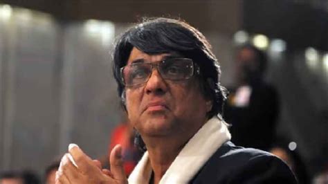 Delhi Commission For Women Mukesh Khanna Equates Girls Asking For Sex To Prostitutes Dcw