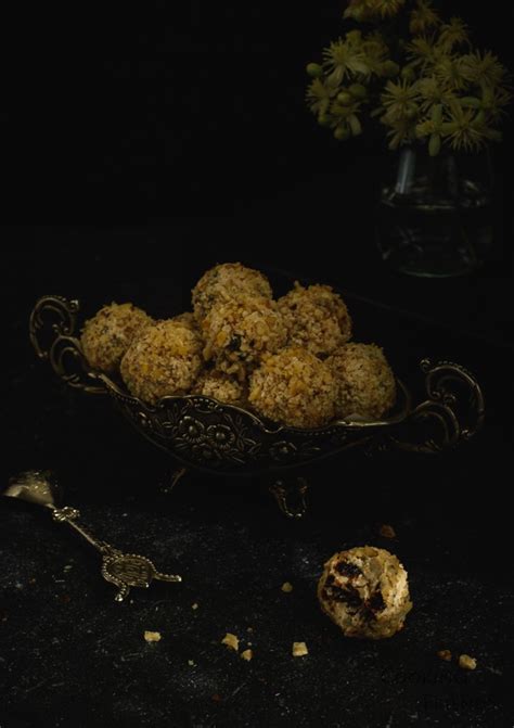 Бонбони от сирена сини сливи и орехи