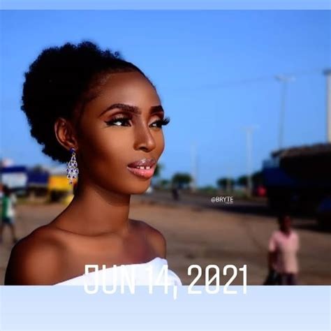 Valeria Valeria137137 On Threads