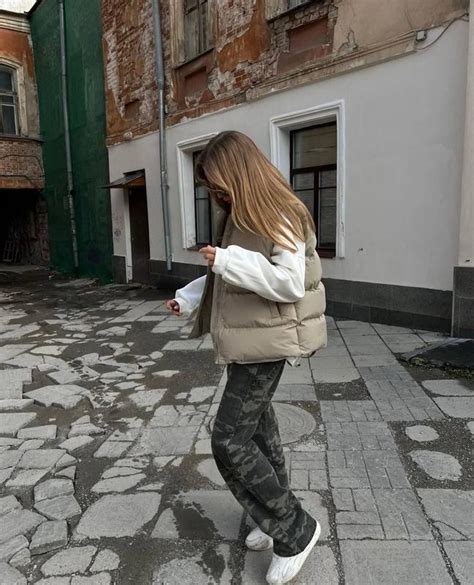 Жилетка трендова модель 2024 — ціна 1843 грн у каталозі Жилетки Купити жіночі речі за доступною