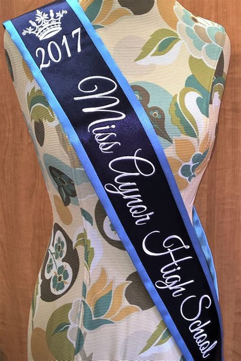 Personalized Sash Queen Sash Homecoming Sash Pageant Sash Etsy