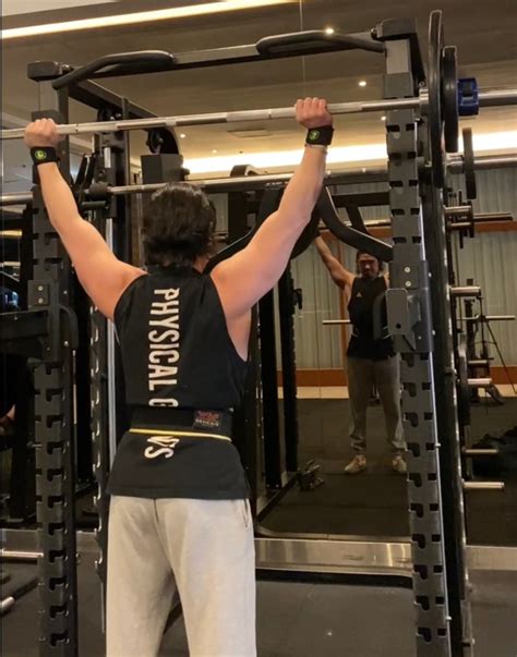 어깨운동은 두가지만 기억하세요 프레스and레이즈 밀리터리프레스 덤벨숄더프레스 사레레 프론트레이즈 네이버 블로그