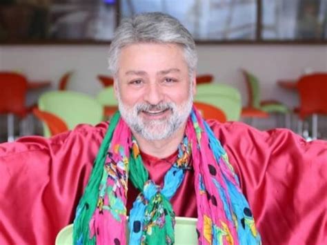 ტოვებს თუ არა გია ჯაჯანიძე „იმედს“ და რას მიეძღვნება მისი ახალი გადაცემა Nostal Ge