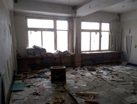 Заброшенный объект в Закамске что внутри зданий