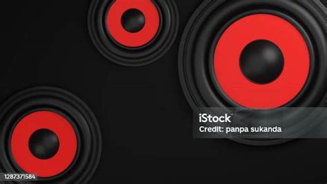 검은 색 배경에 많은 빨간색 스피커 라우드 스피커3d 모델및 일러스트레이션 스피커에 대한 스톡 사진 및 기타 이미지 스피커 0명 3차원 형태 Istock